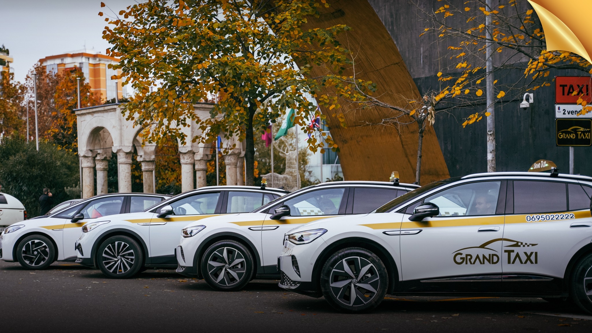 Grand Taxi - Një lloj tjetër kompani taksie!